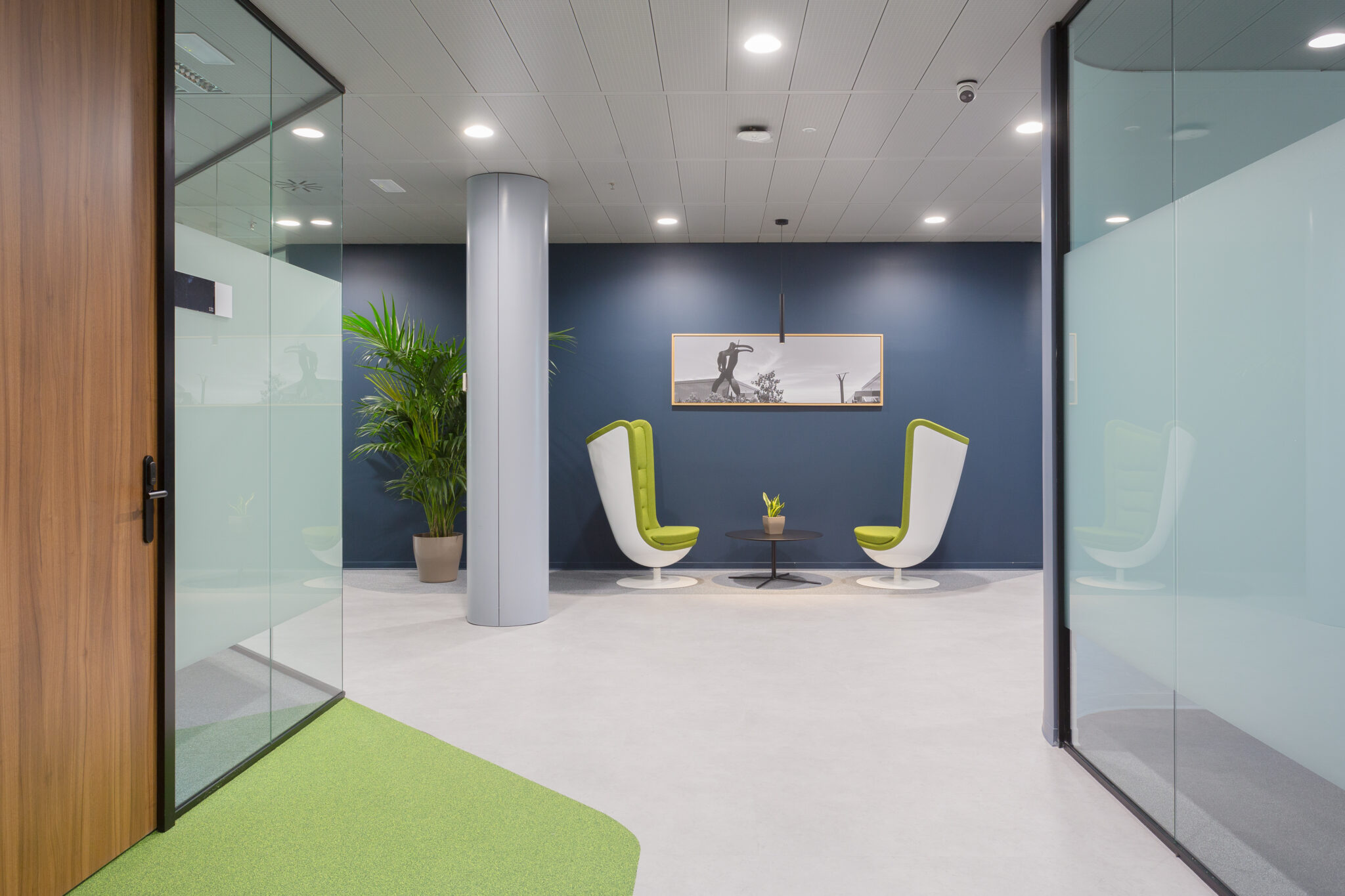 FIRST WORKPLACE - Ivory Design & Build